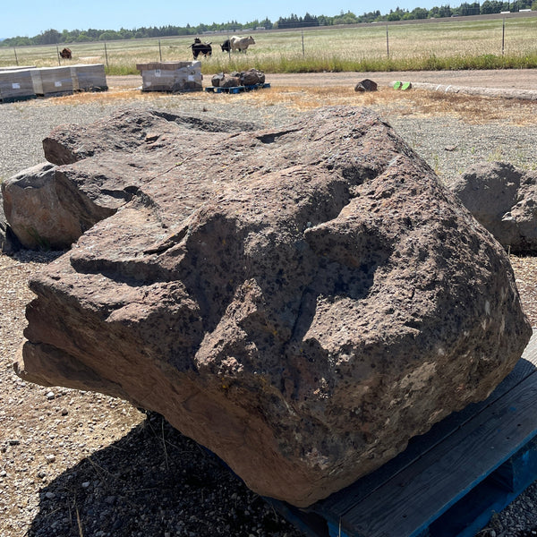 G Ranch Jumbo Moss Rock Boulder - 60061 – PRO Aggregate Stone ...